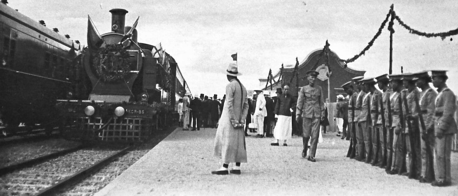 Her Majesty’s Royal Service – Making Sense of the British Raj – PEBBLES ...